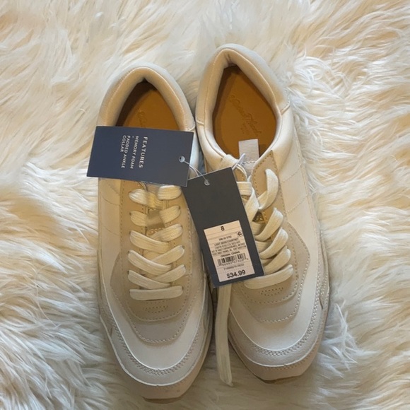 Universal Thread | Shoes | Universal Threads Womens Courtney Light ...